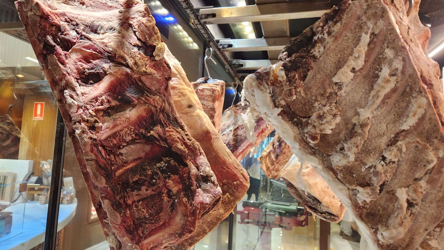 The Art Of Dry Ageing Meat: How To Perfectly Age Prime Rib - Meat Eater ...